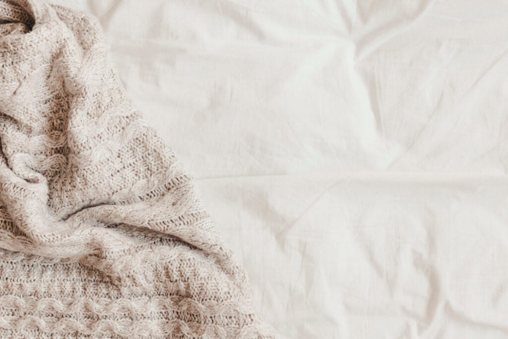 Expert blanket drycleaning services - Karan Sofa Drycleaner